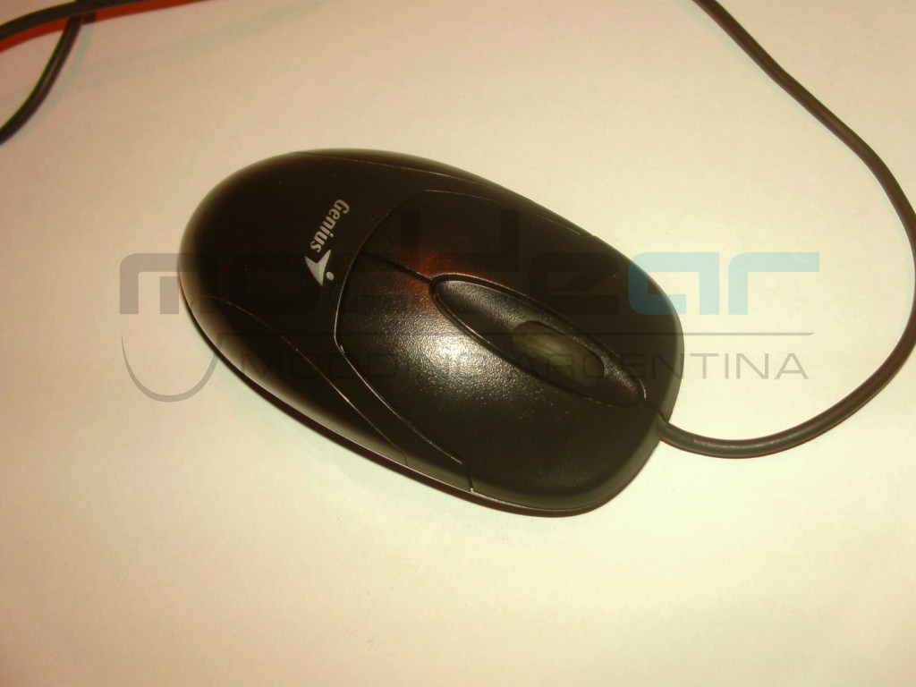 Guía Moddear: Cómo reciclar un mouse viejo con vinilo de fibra de ...