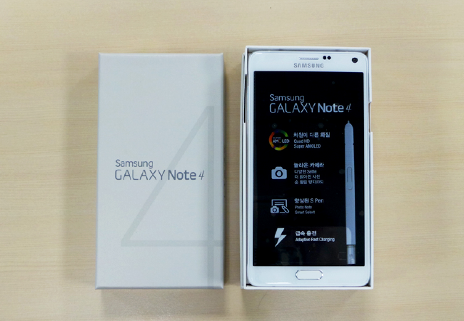 Samsung publicó el primer unboxing del Galaxy Note 4 - RedUSERS