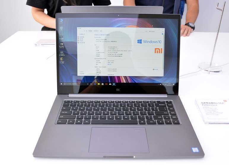 Xiaomi presentó su laptop Mi Notebook Pro, "inspirada" en la MacBook ...