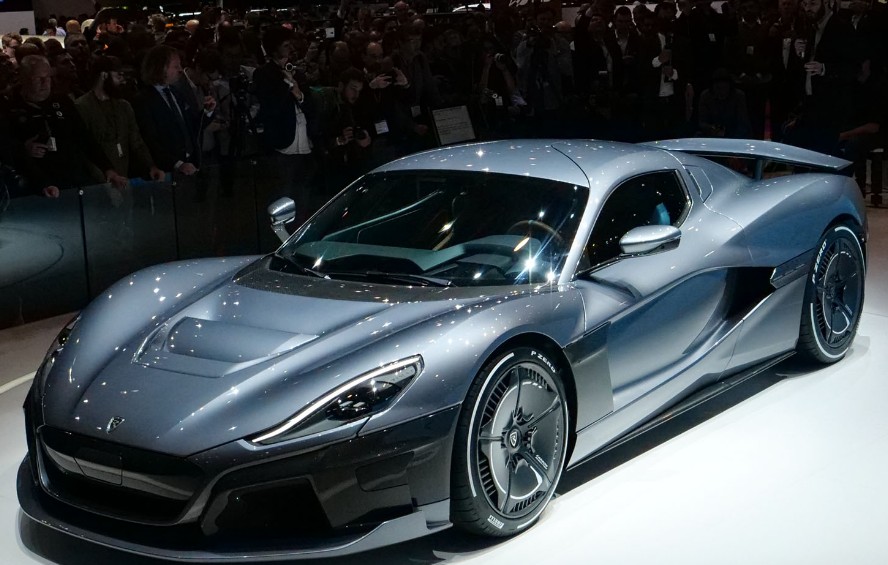 Rimac anunció un superdeportivo eléctrico que entregará 1.914 caballos ...